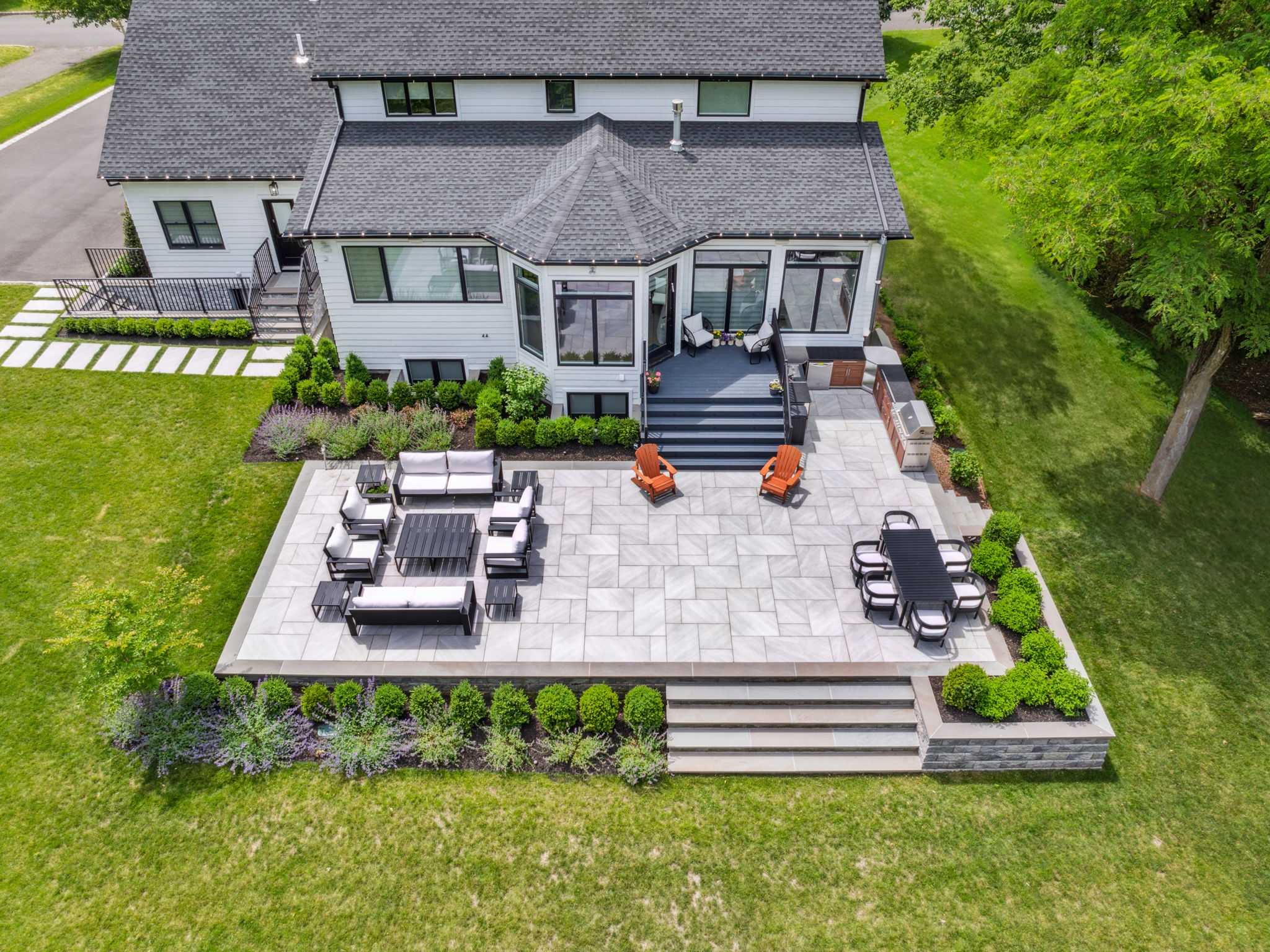 Contemporary Patio Elevates New York Residence - LibertyStone